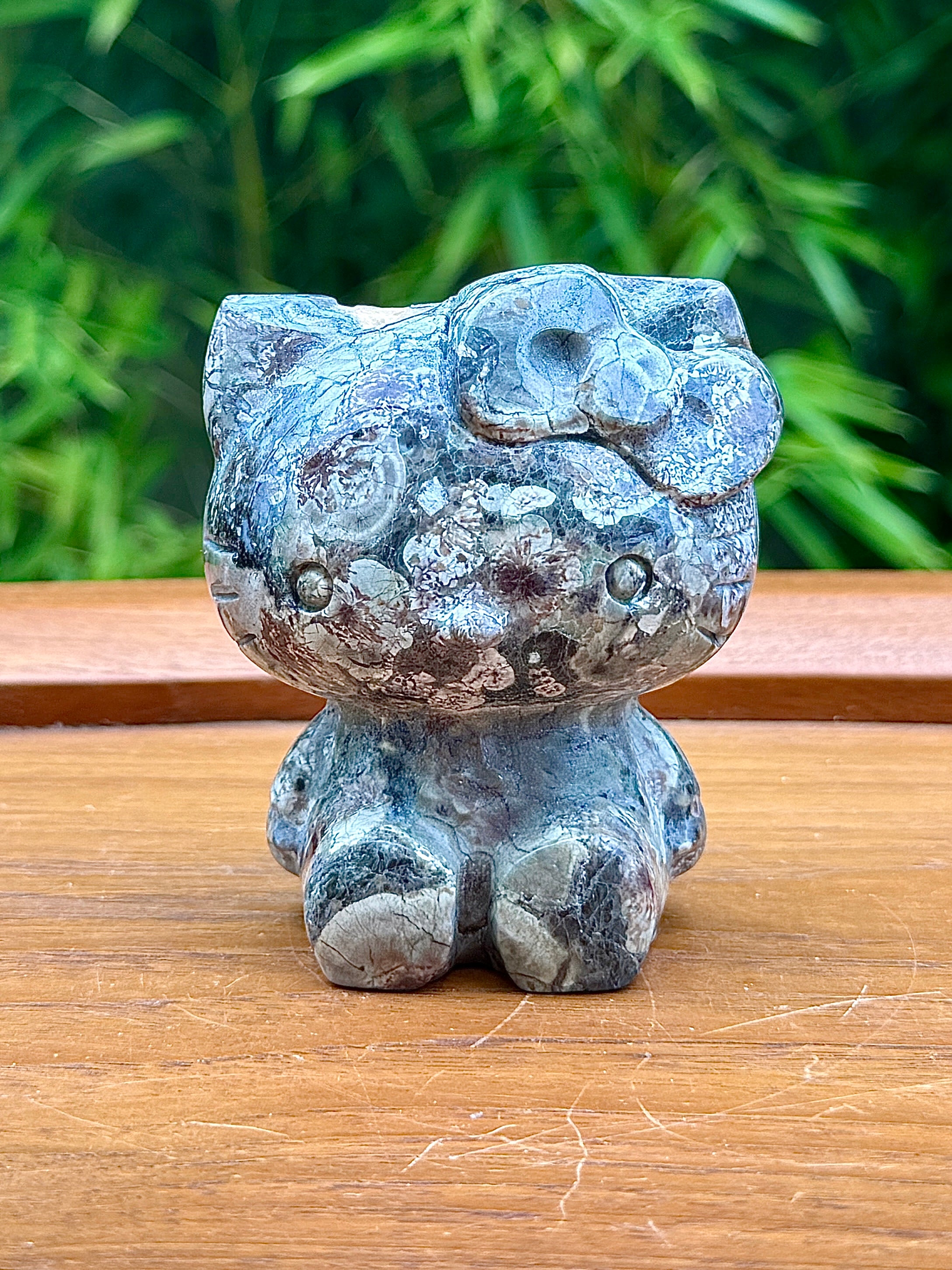 Hello Kitty pierre naturelle – Tresor de cristal
